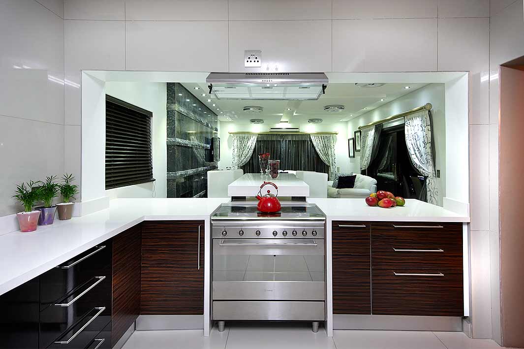 A labyrinth of luxury (with extra pics)