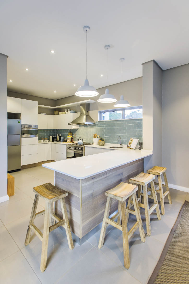 Uncomplicated living